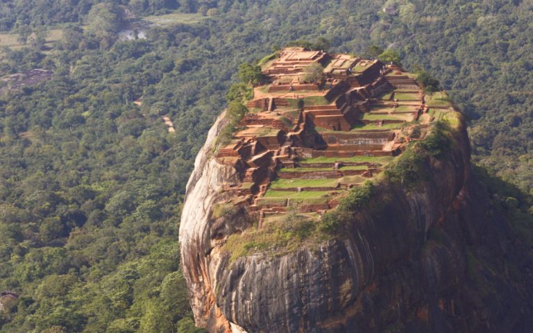 Senok Air Leisure - helicopter tours in Sri Lanka
